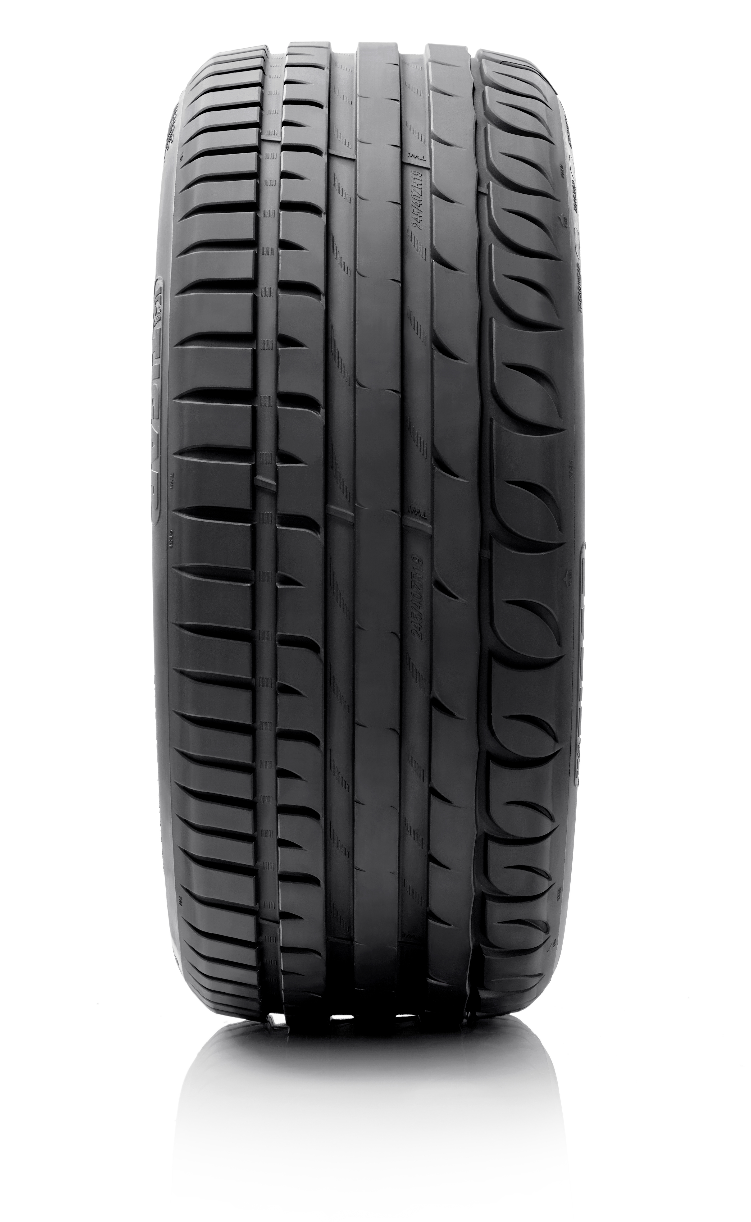 Kormoran ULTRA HIGH PERFORMANCE 215/55 R17 98W • Pneucom.sk